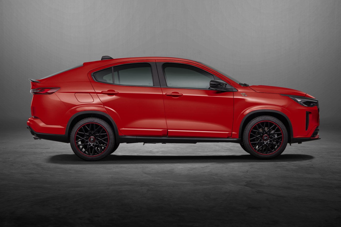Stellantis lança o Fastback Abarth, segundo SUV da marca no Brasil ...